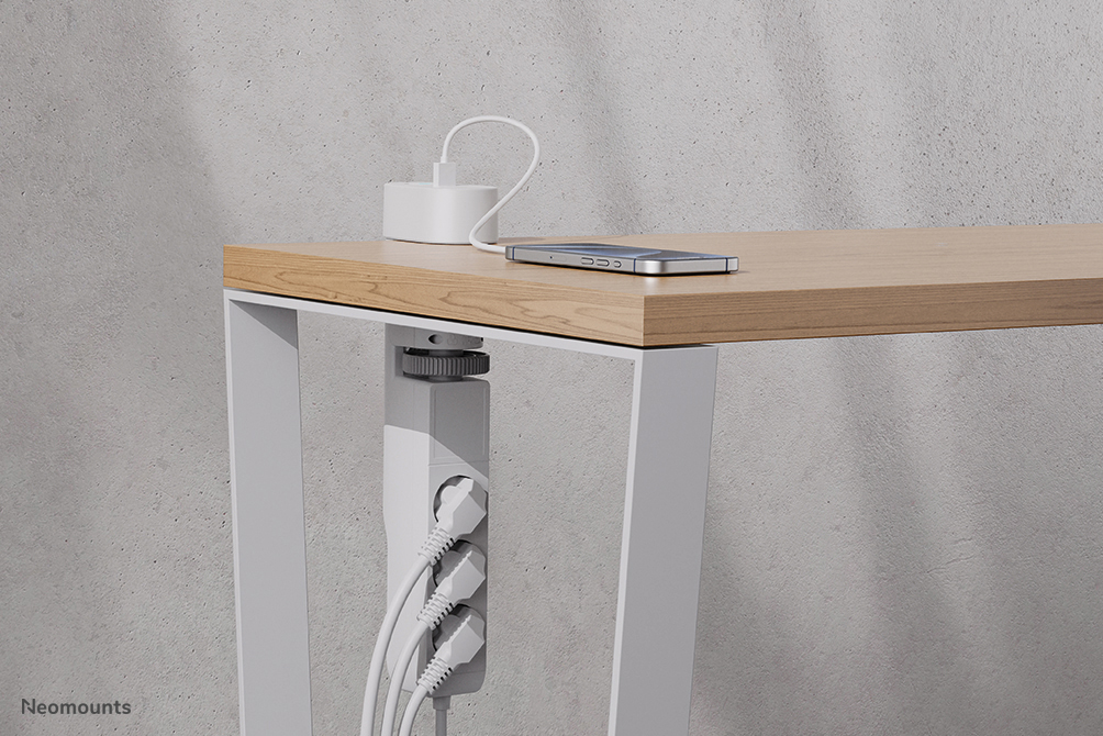 DS22-840WH6 - Neomounts DS22-840WH6 Desk socket with clamp and USB-C an